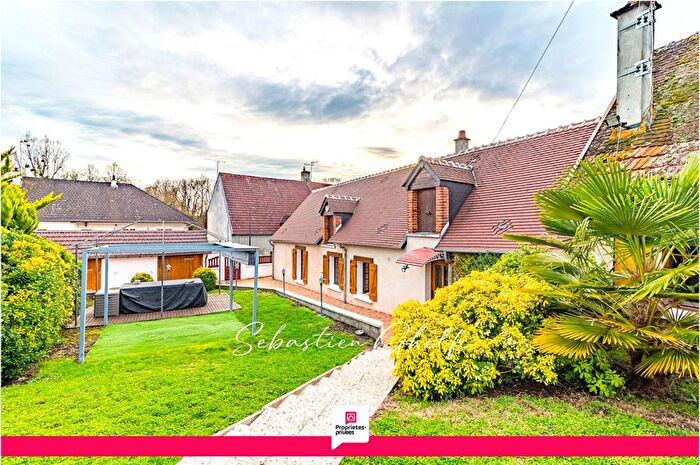 Maison à vendre - Villefranche-sur-Cher - 5 pièces - 2 chambres