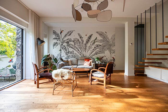 Maison 7 pièces à Nantes, Longchamp, Rond-Point de Rennes, Perverie, Américains, à vendre