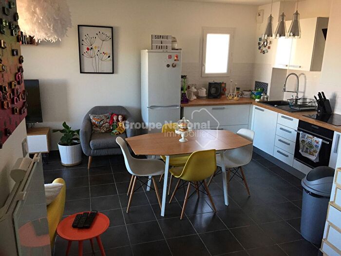 Appartement à louer - Centre, Le Luc - 3 pièces - 2 chambres