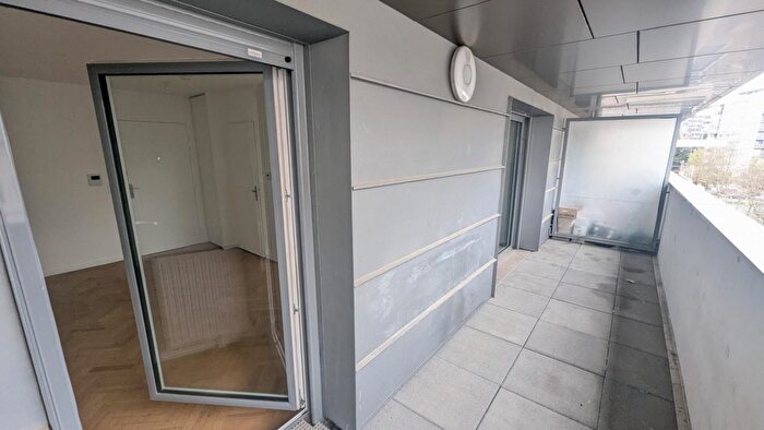 Appartement à louer - Vélizy-Villacoublay, Golf - 1 pièce