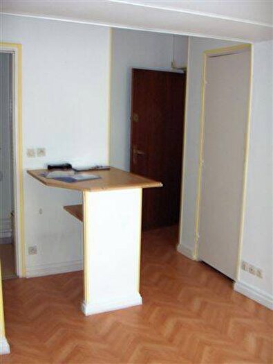 Barbâtre-Saint Remy-Verrerie, Reims : Appartement 1 pièce à louer