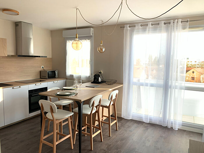 Appartement à louer - Chalon-sur-Saône, Saint-Jean des Vignes - 2 pièces - 1 chambre