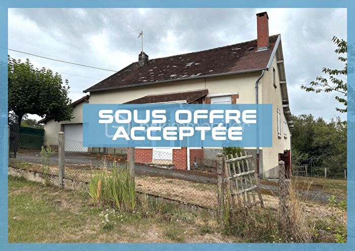 Maison à vendre - Saint-Yrieix-la-Perche - 5 pièces - 2 chambres