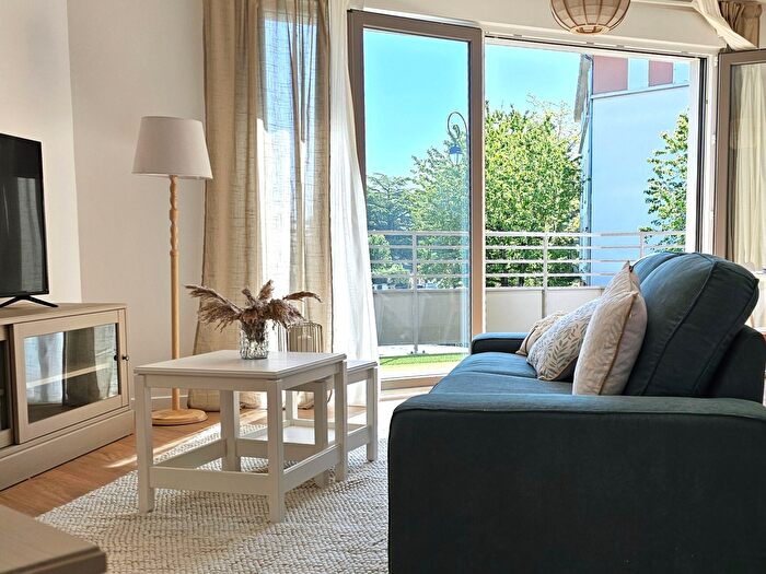 Appartement à vendre - Le Plessis-Trévise, Saint-Antoine - 4 pièces - 3 chambres