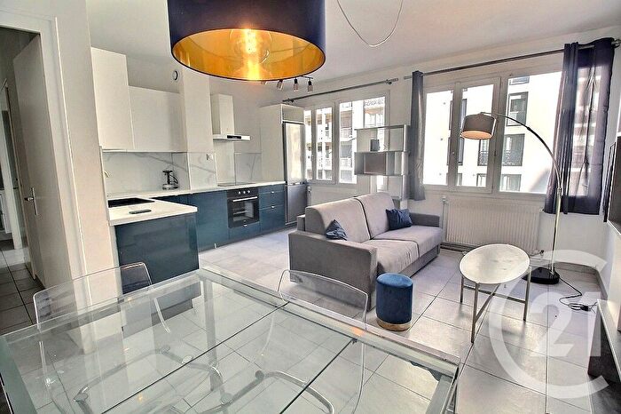 Annemasse, Centre-ville : Appartement 2 pièces à louer