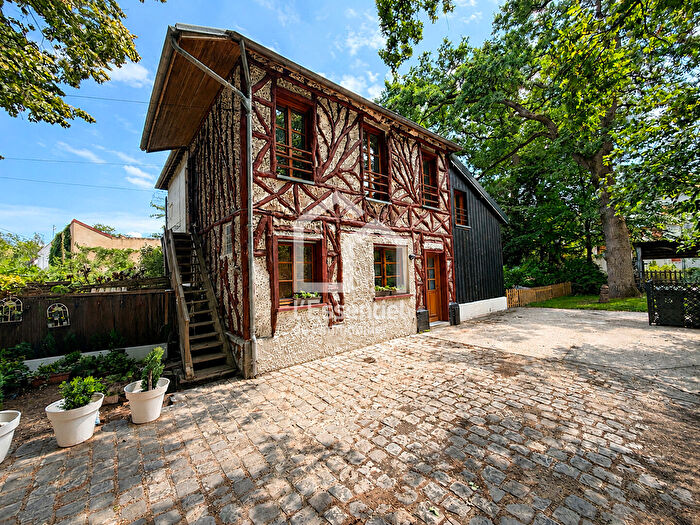 Maisons-Laffitte, Est : Appartement 2 pièces à louer