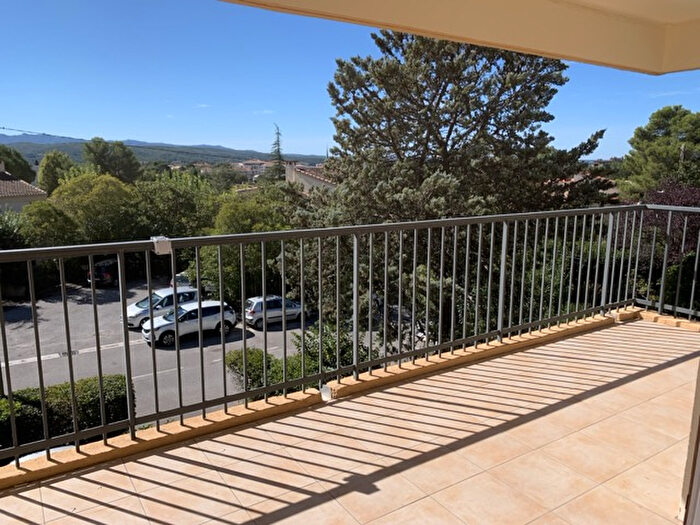 Aix-en-Provence, Pont de Beraud : Appartement 4 pièces à louer