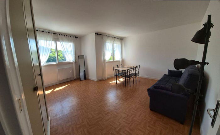 Appartement 1 pièce à louer - Viaduc Est, Orsay
