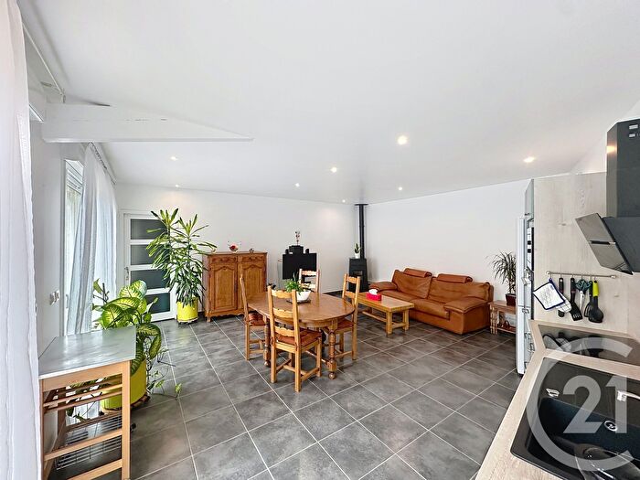 Appartement à louer - Saint-Parres-aux-Tertres - 2 pièces - 1 chambre