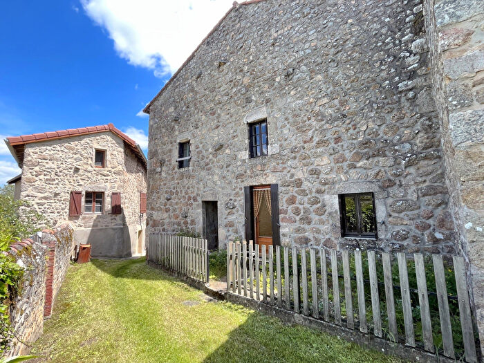 Maison à vendre - Saint-Pal-de-Chalencon - 4 pièces - 2 chambres