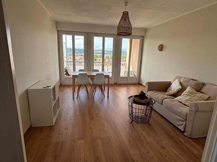 Appartement 3 pièces à louer à Marignane