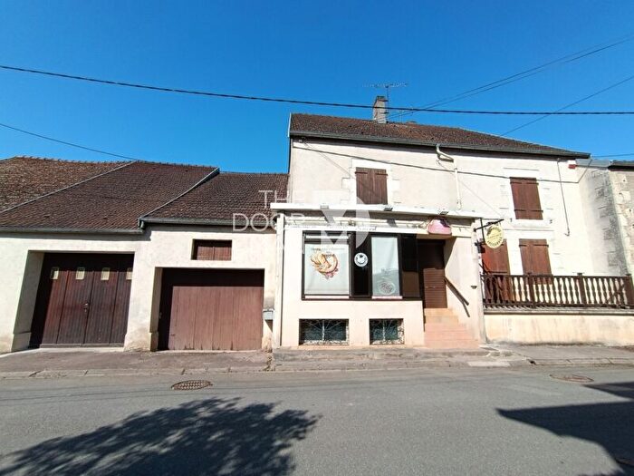 Maison à vendre - Rolampont - 6 pièces - 4 chambres