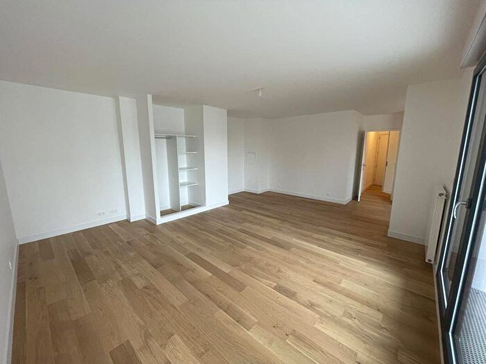 Appartement 4 pièces à louer à Delaune, Villejuif
