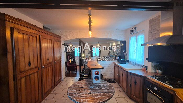 Maison à vendre - Damigny - 4 pièces - 2 chambres