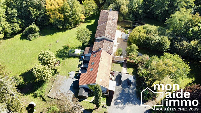 Camarsac : Maison 10 pièces à vendre