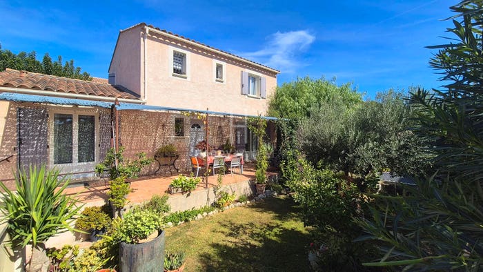 Saint-Rémy-de-Provence : Maison 7 pièces à vendre