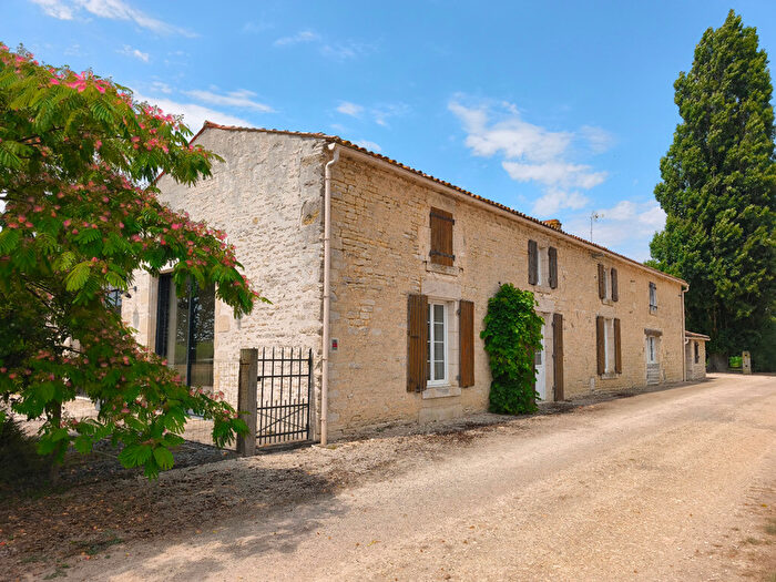 Maison 3 pièces à vendre - La Grève-sur-Mignon