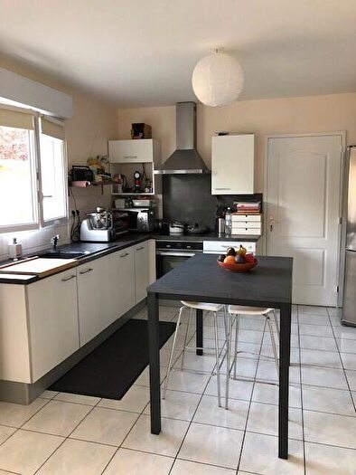 Maison à louer - Trélazé - 5 pièces - 4 chambres