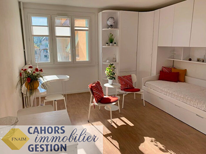 Appartement 1 pièce à louer à Cahors, Centre-ville