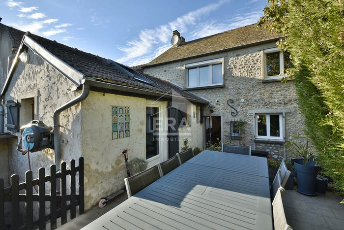 Maison 6 pièces à vendre à Jouars-Pontchartrain