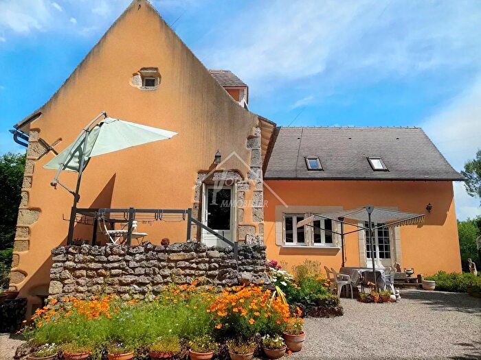 Maison à vendre - Saint-Pourçain-sur-Sioule - 6 pièces - 3 chambres