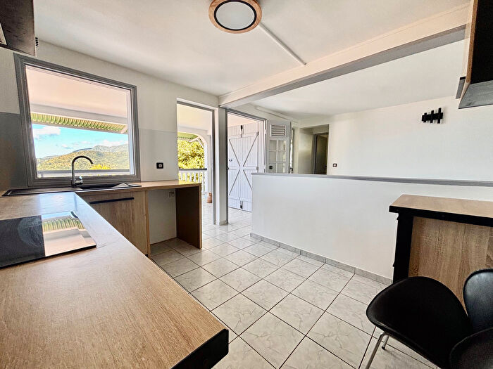 Appartement à louer - Bouillante - 3 pièces - 2 chambres