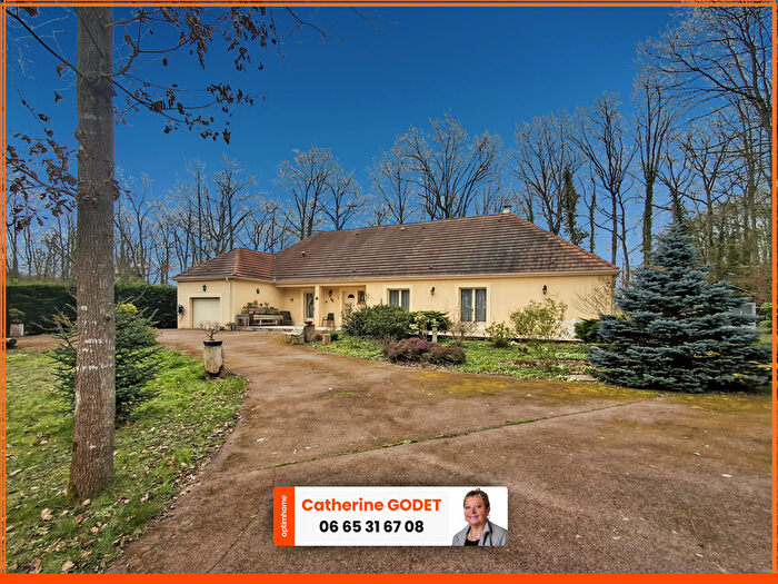 Maison 4 pièces à Bouglainval, à vendre