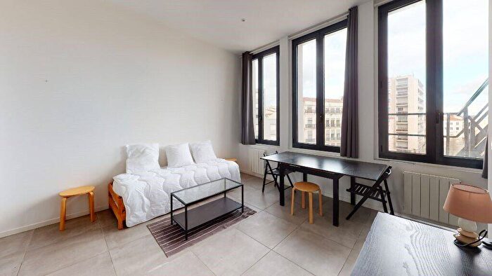 Hyper Centre-Vieille Ville, Saint-Étienne - Appartement 1 pièce à louer