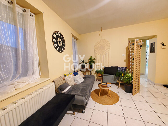 Appartement à louer - Cagnac-les-Mines - 2 pièces - 1 chambre