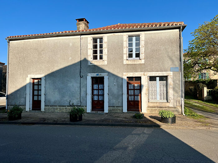 Maison à vendre - Sainte-Hermine - 4 pièces - 3 chambres