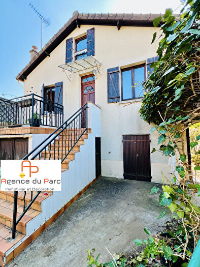 Maison à vendre - Mennecy, Le Petit Mennecy - 5 pièces - 3 chambres