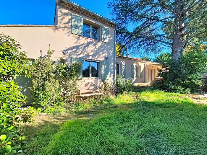 Maison à vendre - Lagnes - 7 pièces - 4 chambres