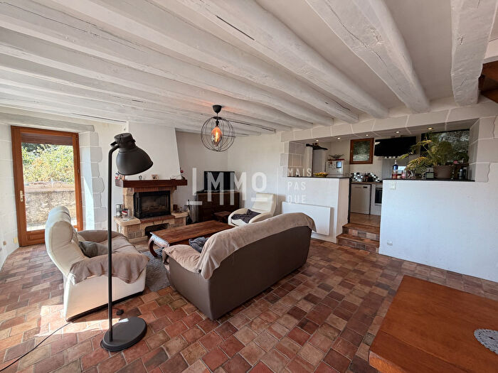 Maison 7 pièces à Flée, à vendre