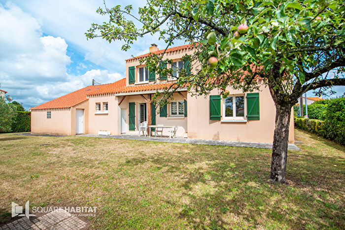 Saint-Sébastien-sur-Loire, Est : Maison 6 pièces à vendre