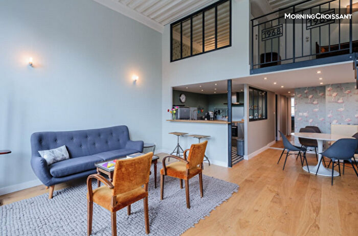 Appartement à louer - Lyon e , Croix Rousse Est - 4 pièces - 3 chambres