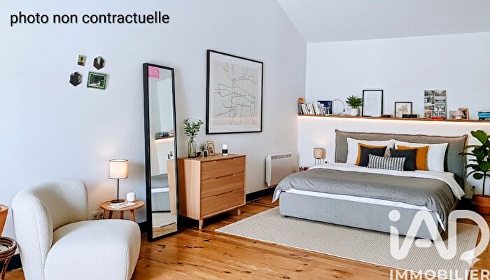 Maison à vendre - Bouhet - 8 pièces - 5 chambres