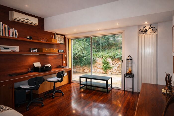 Maison à vendre - Roquebrune-sur-Argens, Les Issambres, La Vigie, Les Dolmens, Plages, Calanques - 5 pièces - 3 chambres