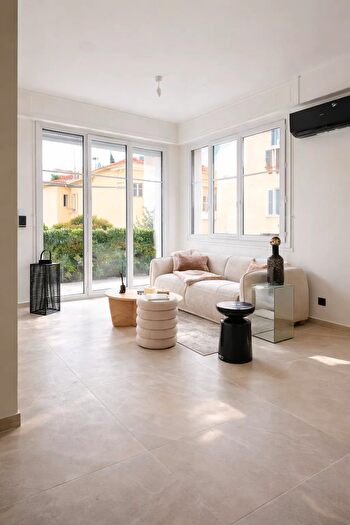 Appartement à vendre - Nice, Saint-Lambert, Bas-Cimiez - 3 pièces - 2 chambres