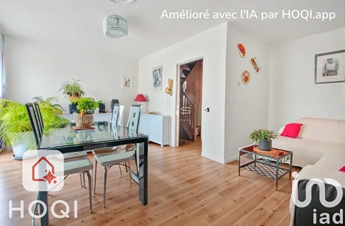Maison à vendre - Pontault-Combault, Orme au Charron - 5 pièces - 3 chambres