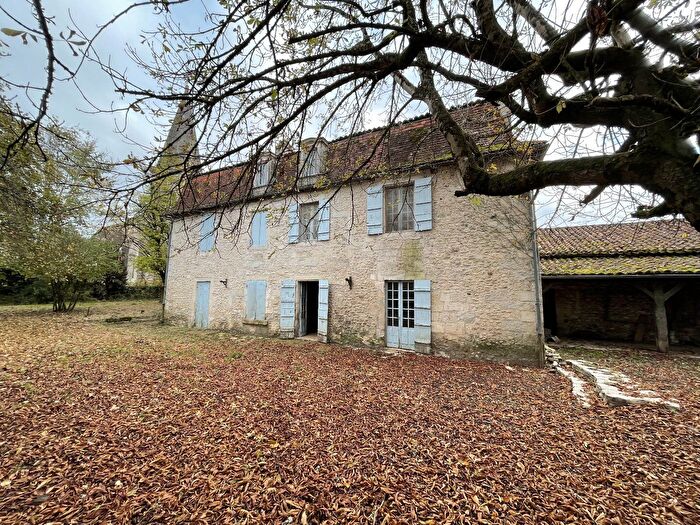 Maison 6 pièces à vendre - Antonne-et-Trigonant
