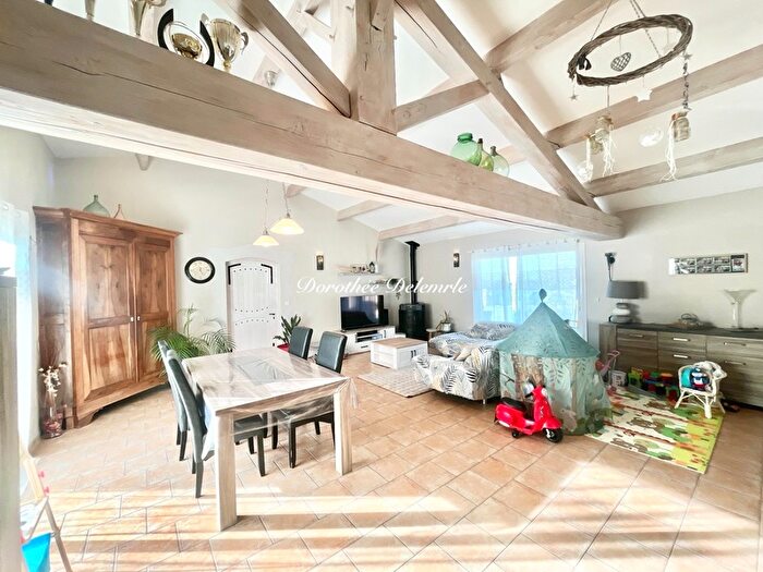 Maison à vendre - La Jarrie-Audouin - 6 pièces - 3 chambres