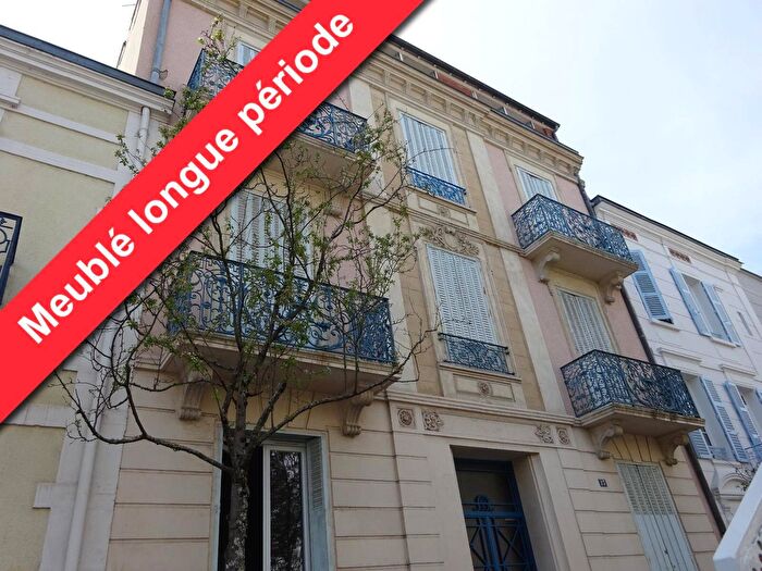 Appartement à louer - Thermal-Vieux-Vican, Vichy - 1 pièce