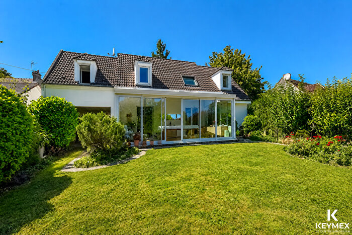 Maison 7 pièces à Viarmes, à vendre
