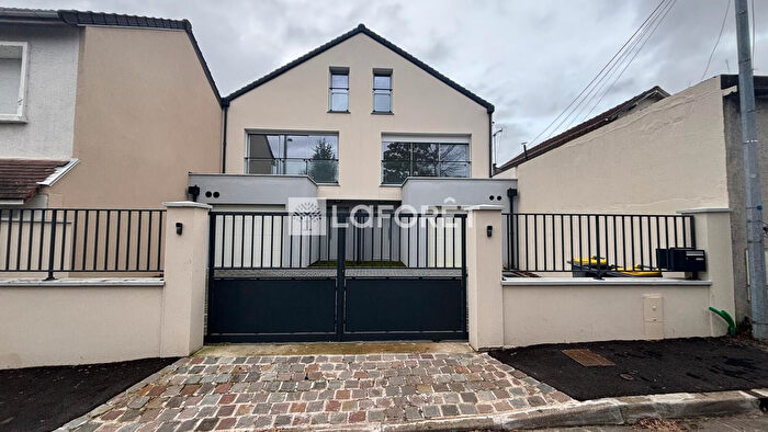 Maison à vendre - Ormesson-sur-Marne - 5 pièces - 4 chambres