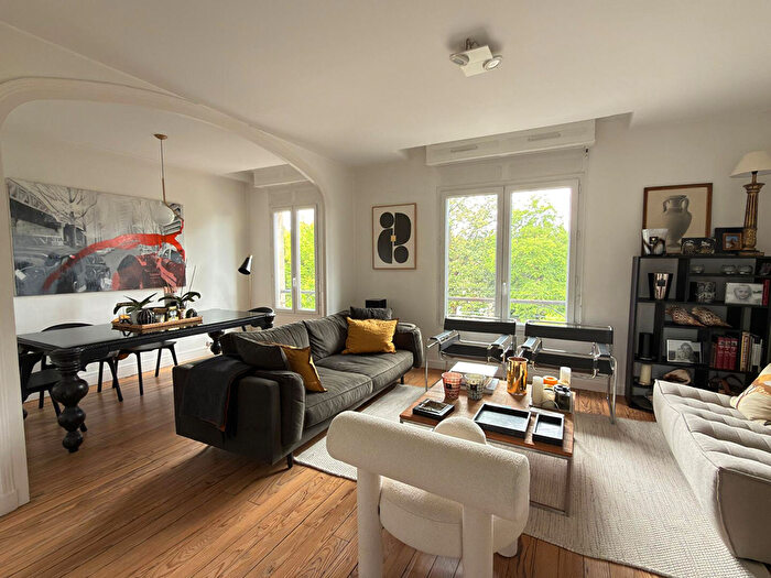 Le Bouscat, Centre-ville, Robert Schuman : Appartement 4 pièces à vendre