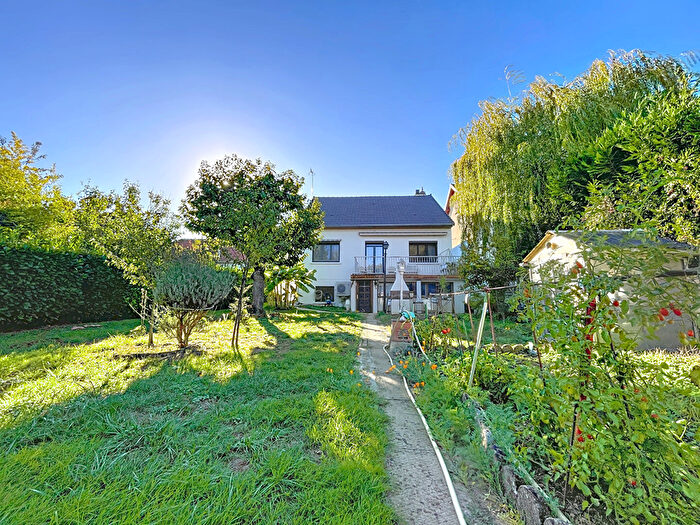 Maison à vendre - Melun - 6 pièces - 5 chambres