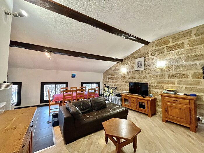 Appartement à vendre - Pézenas - 3 pièces - 2 chambres