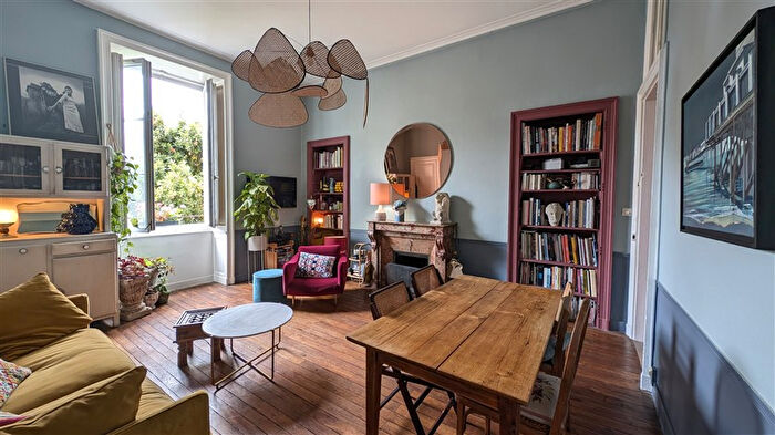 Appartement à vendre - Nantes, Centre-ville - 4 pièces - 3 chambres