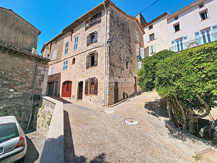 Maison 5 pièces à vendre à Callian