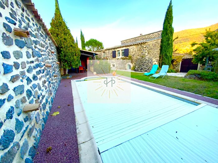 Maison à vendre - Chomérac - 7 pièces - 5 chambres